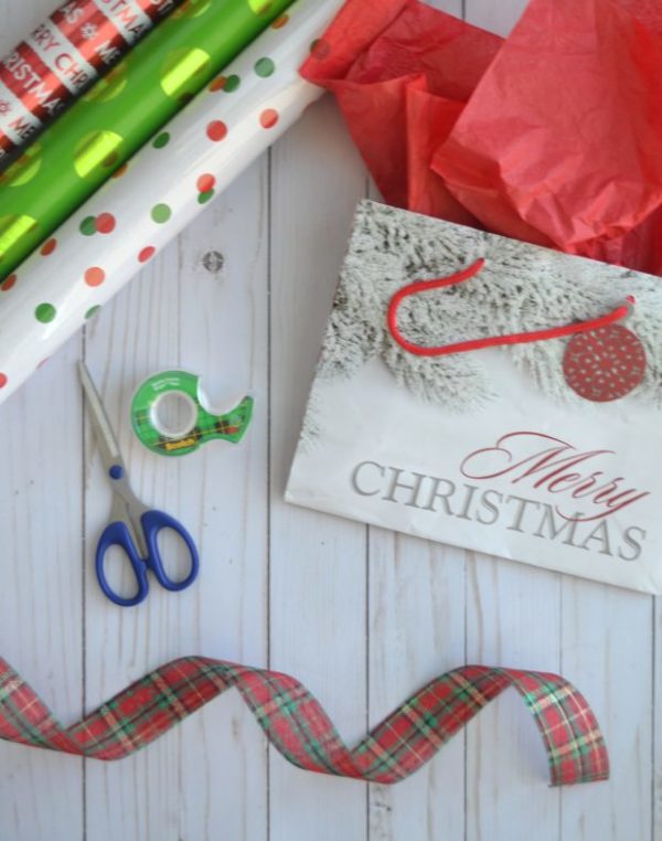 The 5 Things you Need to Wrap Any Gift - The Daily Hostess